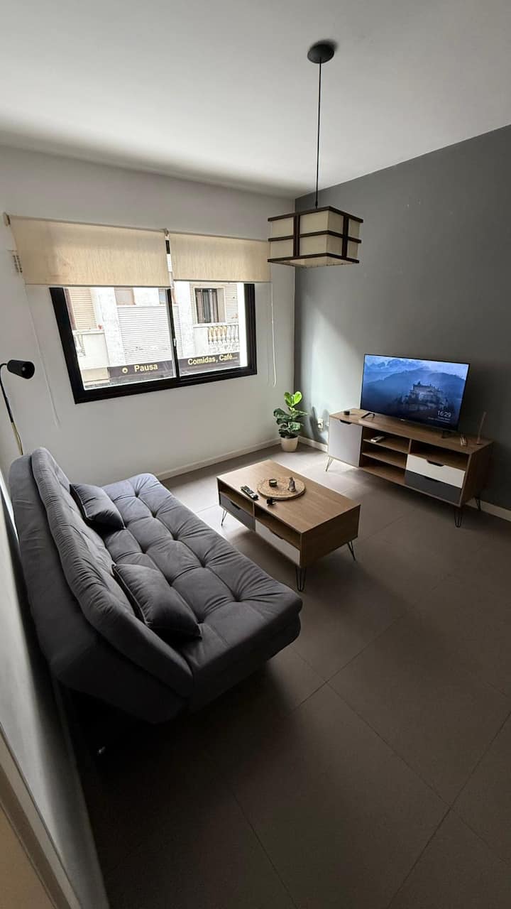 Apartamento Elegante Sobre Sarandí Peatonal - Montevideo