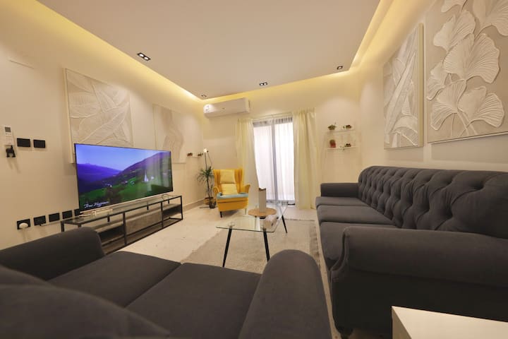 Three Bedroom Two Bathroom(m7) - Riyadh