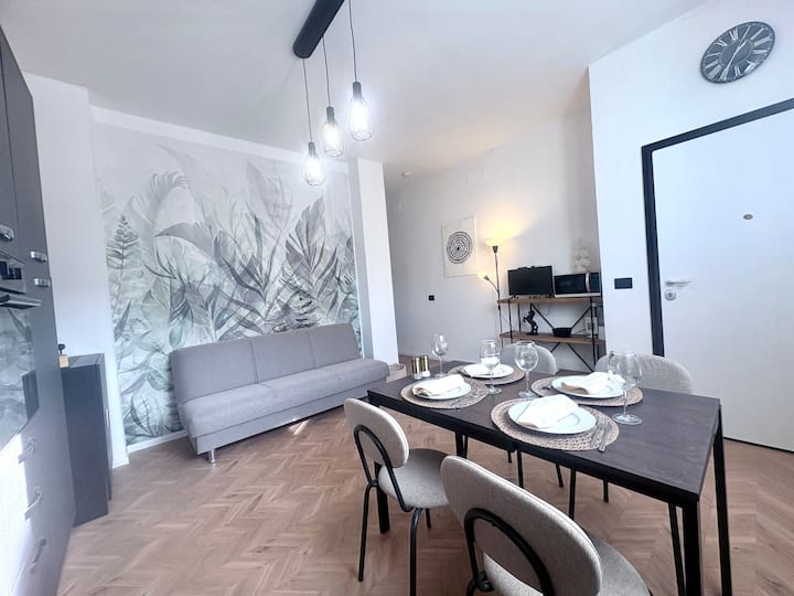 Appartamento In Centro, Completamente Nuovo - Biella