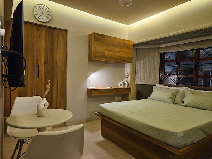 Bandra’s Prime Studio - Mumbai