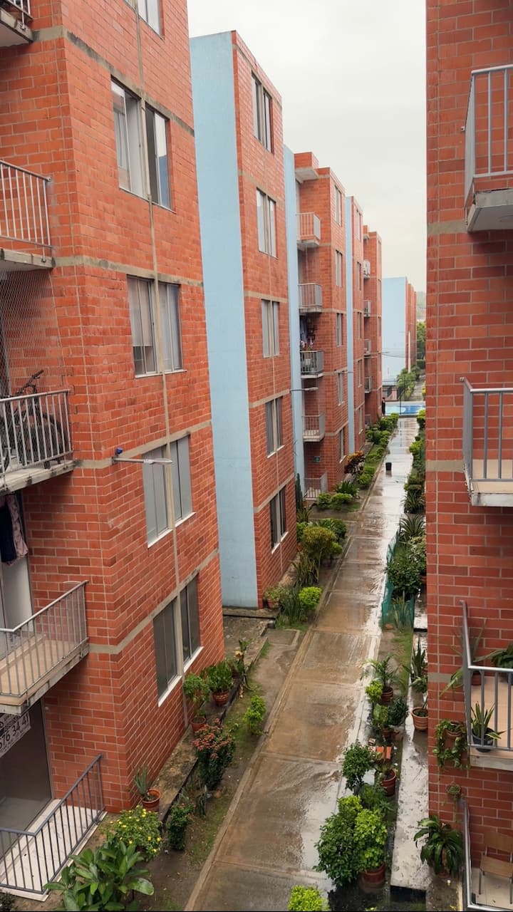 Excelente Ubi Cerca Aeropuerto Y Centro Comercial - Cúcuta