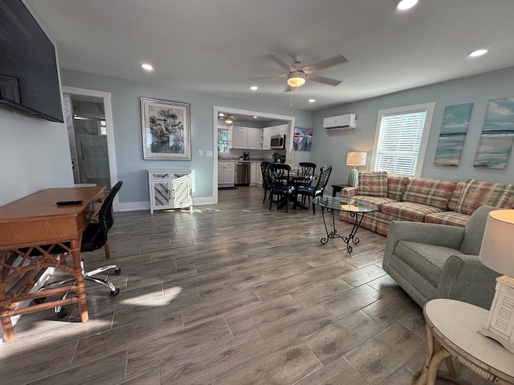 Fresh Entire Unit Kit W/d Upstairs 3mi To Beach - Bonita Springs, FL