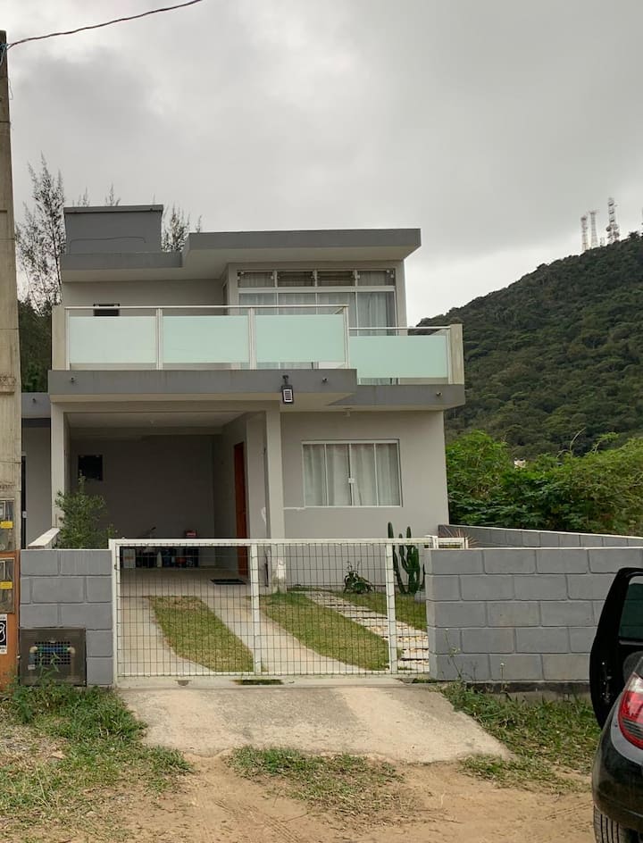 Casa Em Garopaba 3km Da Praia Do Centro - Garopaba