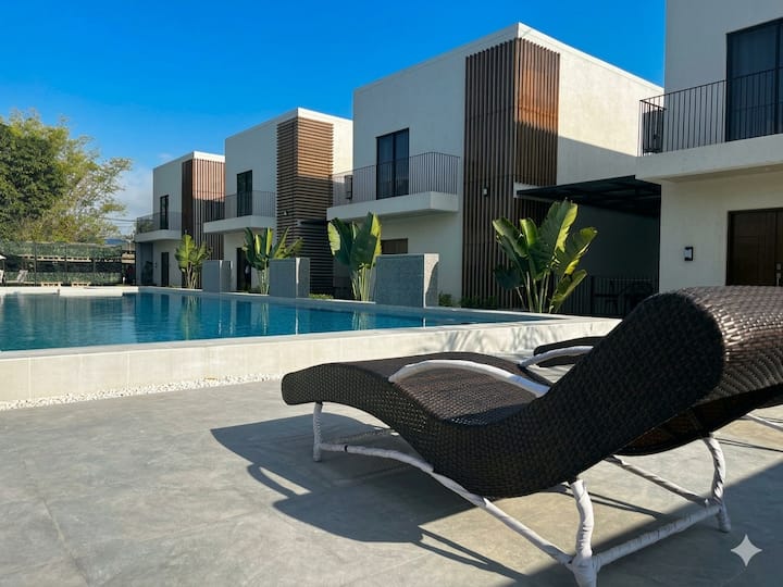 Julias Private Resort - A Relaxing Getaway - Pandi