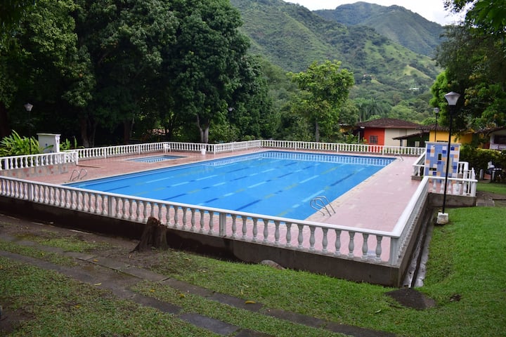 Oasis Familiar Del Sol - San Jerónimo