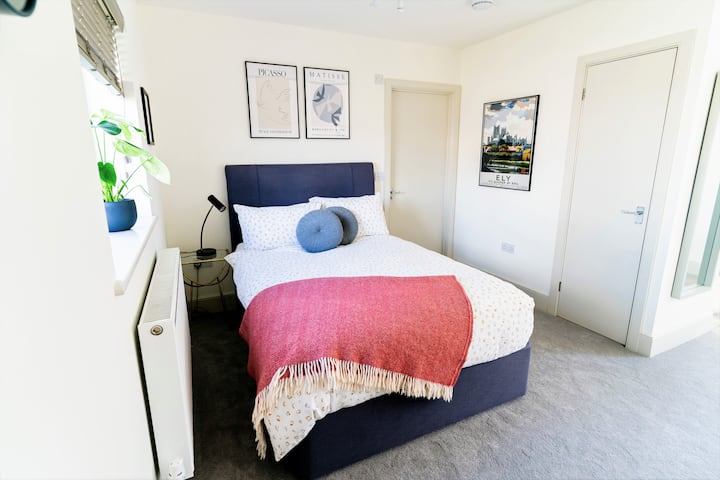 Stylish And Sunny Studio With Countryside Views - Ely