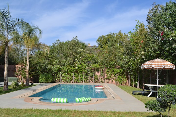 Séjour De Rêve Avec Une Grande Piscine Privé - Ourika