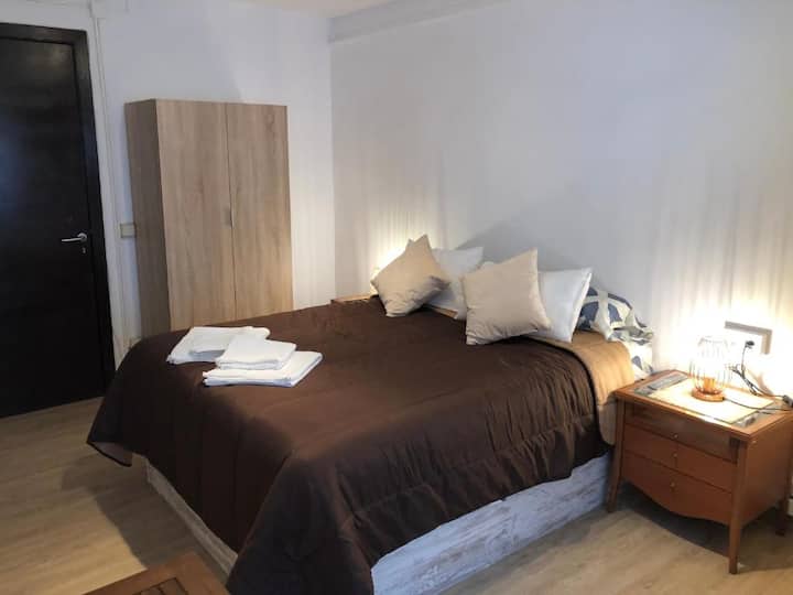 Estudio 6 En Hostel Penedes Ubicado En Central - Vilafranca del Penedès