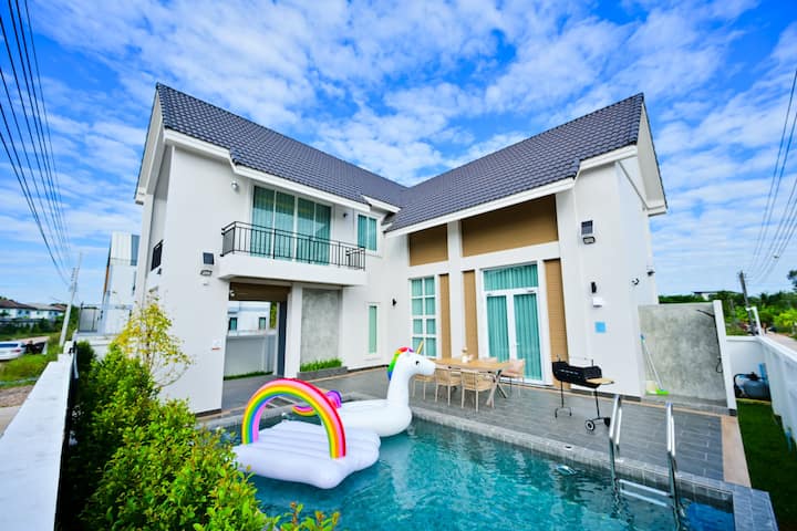 Santara Pool Villa Udon - Mueang Udon Thani District