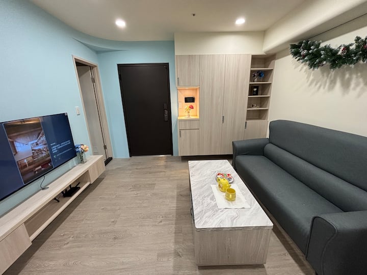 桃園高鐵6分・保樂福
機捷A18 - Taiwan Taoyuan Airport (TPE)