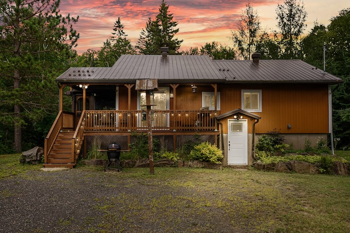 Chalet Au Bord De La Rivière – Spa, Quai Privé - Shawinigan