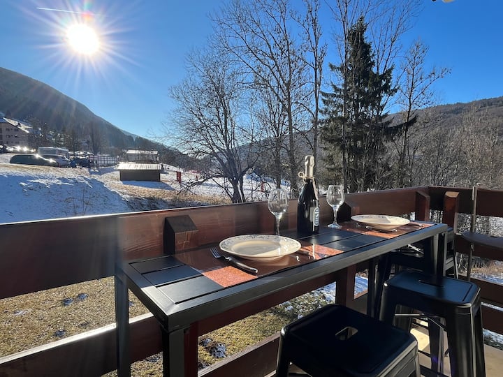 Garez Votre Voiture, Posez Vos Valises Et Profitez - Lélex