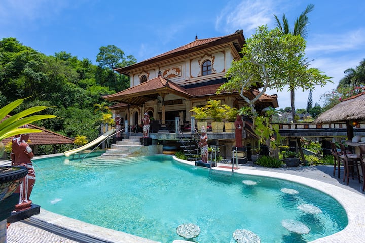 Rumah Indah 4 Bedrooms Villa In Heart Of Gianyar - Sidemen