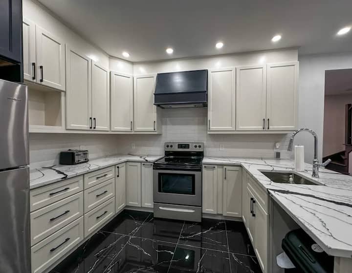 The Urban Elegance House - Montreal