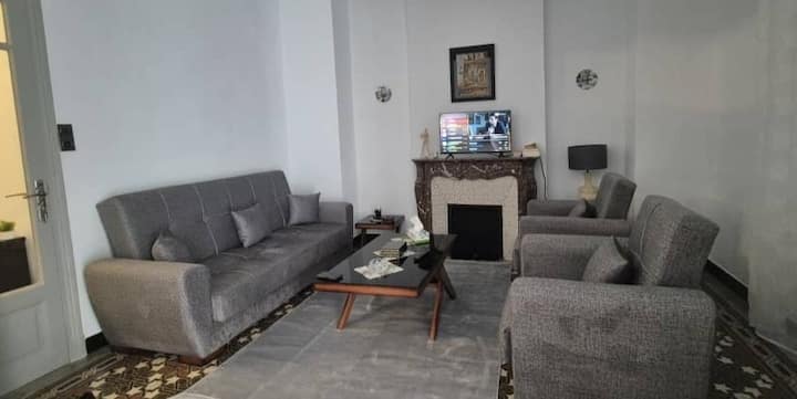 Charmant Appartement Cosy, Emplacement Stratégique - Algiers [El Djazaïr]