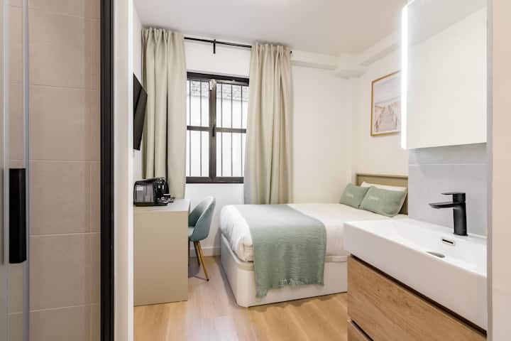 Square Rooms By Charming Iv, Mini Gym - Madrid