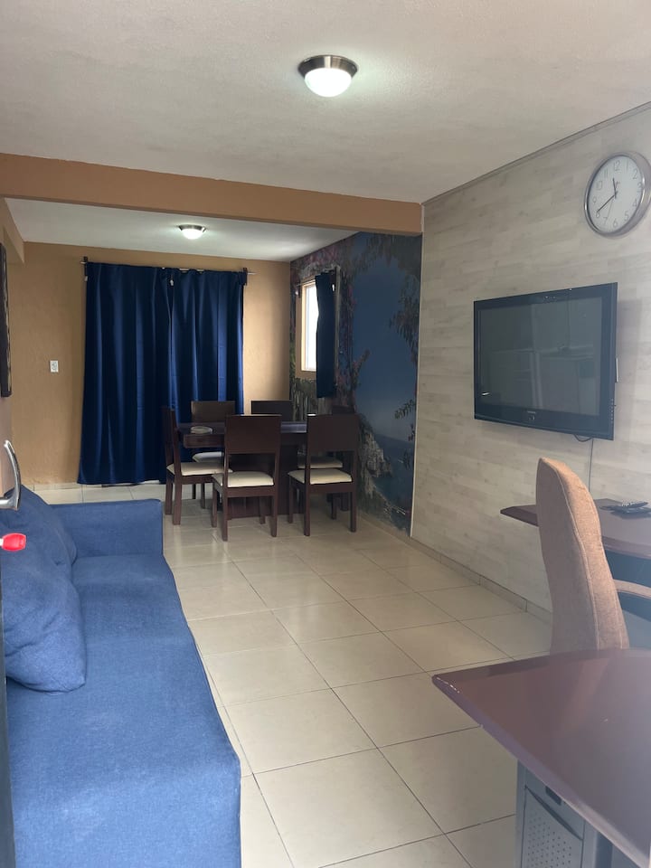 Casa En Privada, 4 Rec, 3 Baños, Arena Slp Y Zi. - San Luis Potosí