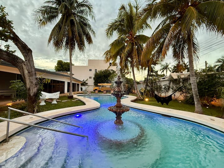 Tulipan Dept. Para 4 Con Piscina Casa De Huéspedes - Mérida