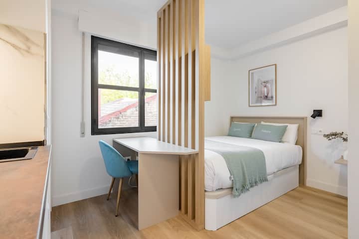 Square Rooms By Charming Viii, Mini Gym - Madrid