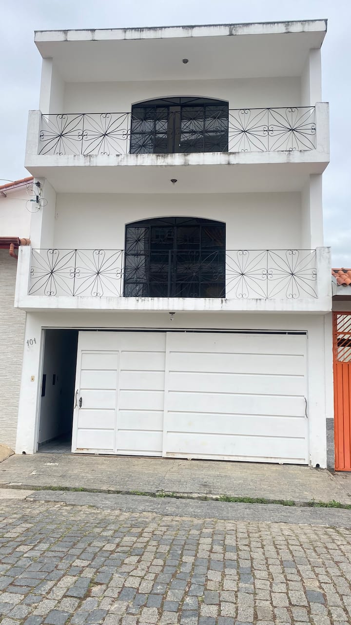 Casa Aparecida-sp,200m Da Basílica, Vistabasílica - Aparecida