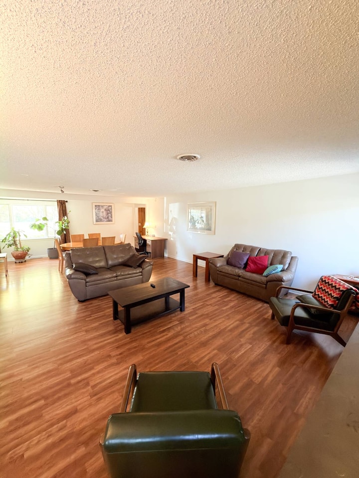 Ranch Style Homestead - Fort Wayne, IN