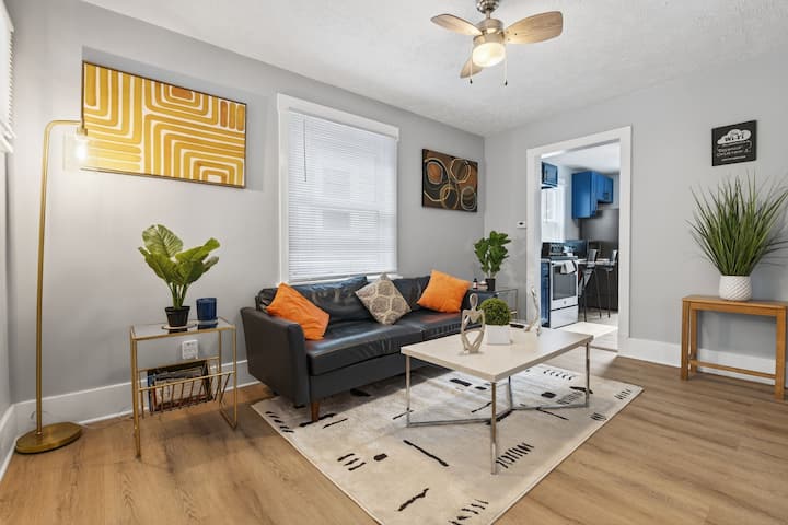 Cozy Stay For Professionals & Travelers - Omaha, NE