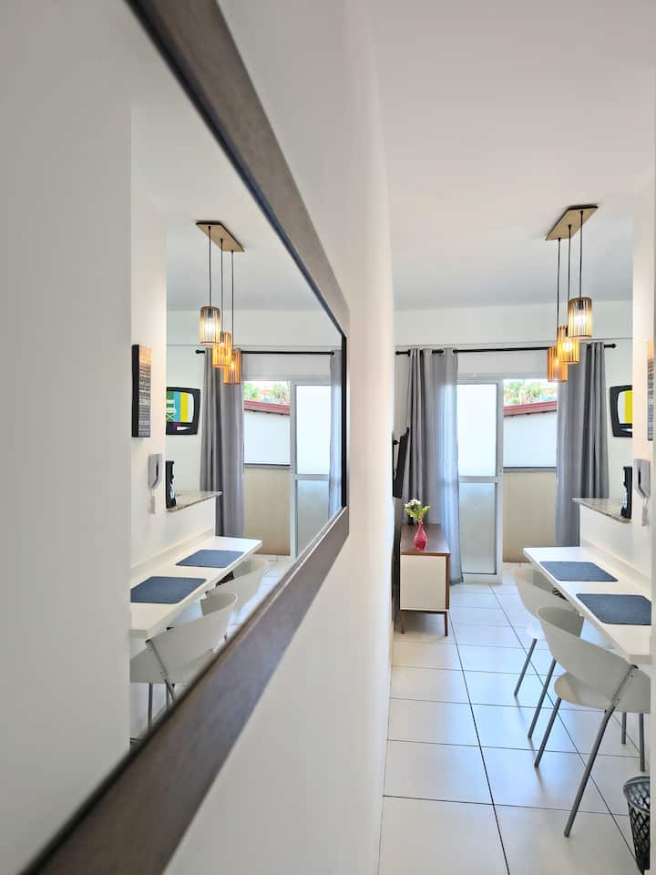 Apê Nova Aliança C/ Varanda Ao Lado Fatesa E Unip - Ribeirão Preto