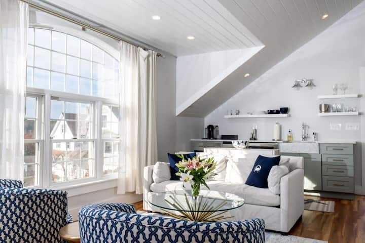 Carriage House Suite At Topside - Boothbay, ME