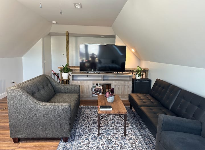 New Construction Beach Comfort — Cozy & Spacious - Sneads Ferry, NC