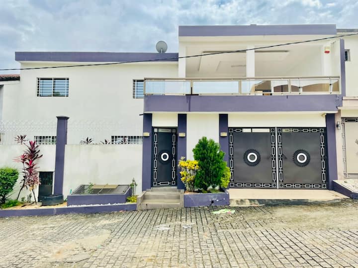 Résidence Meublée Villa 5 Pièces Haut Standing - Abidjan