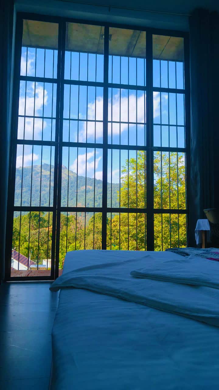 Luxury 3 Bhk Mountain View Villa - Kerala