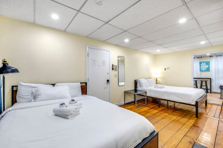 Studio Near Mgh, Td Garden, Shops | Peapod Rentals - Boston, MA