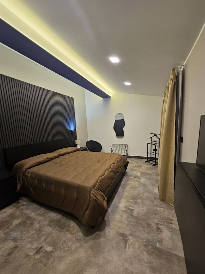 Deluxe One Bedroom Apartment In Catania Centre - Catania