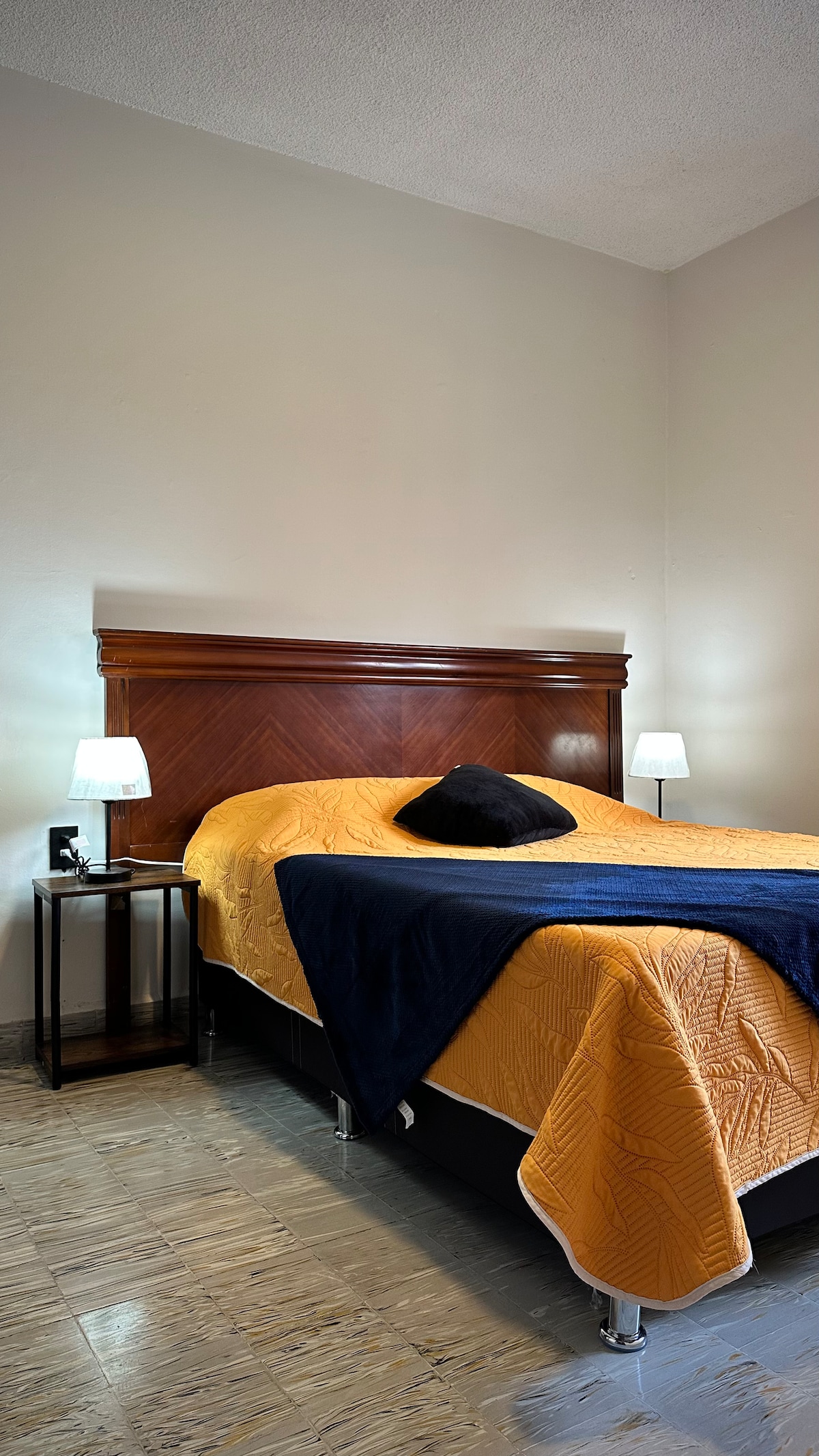 D'Calli: Junto a la Alameda, terraza y comfort - Airbnb