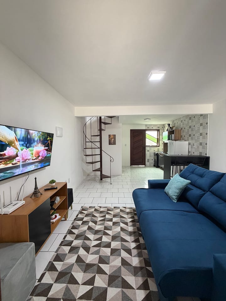 Modern Townhouse Just Steps From The Beach - Florianópolis