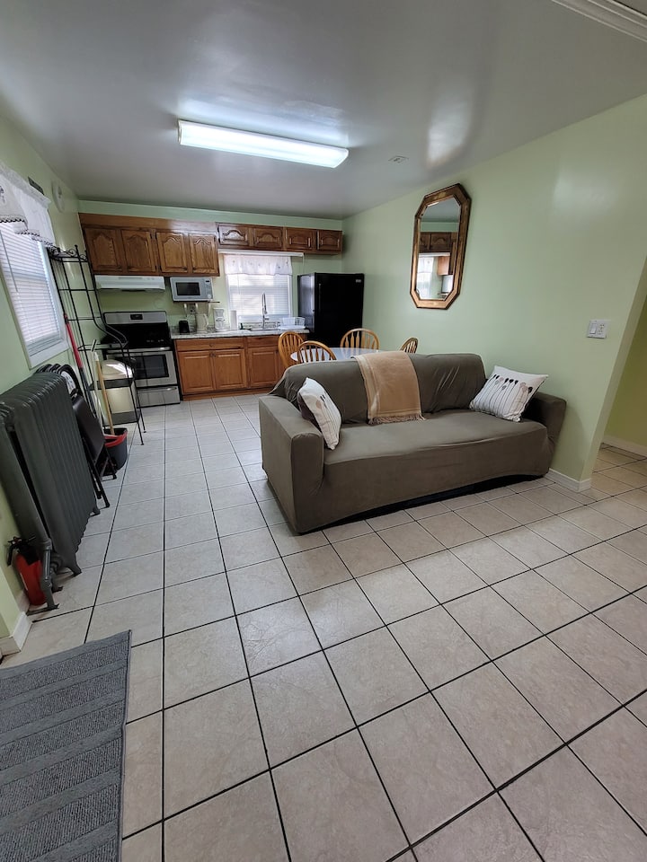 Beautiful 3 Bedroom Private Home 15 Mins From Ny - New York