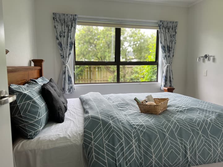 Affordable Home-y Vibes In Prime Location - Whangārei