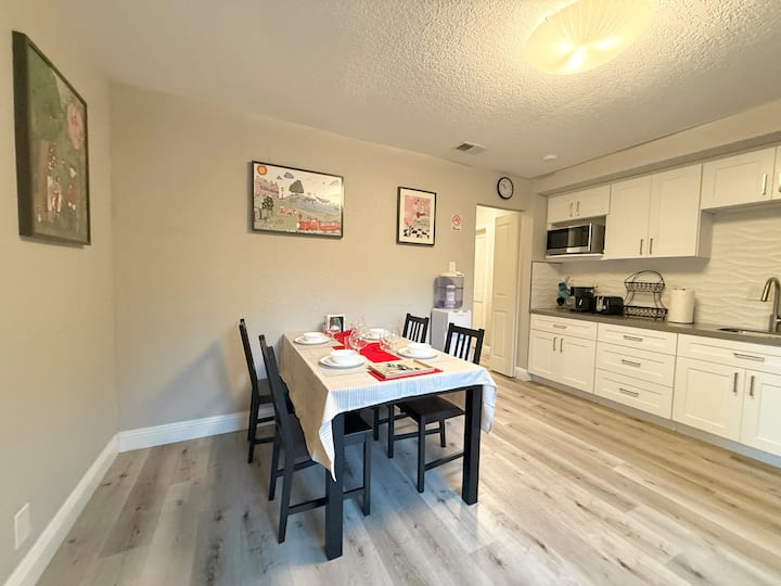 独立出入带停车位 2b1b｜近斯坦福医院、斯坦福科技园、meta ｜安静舒适暖气开放 - Redwood City, CA