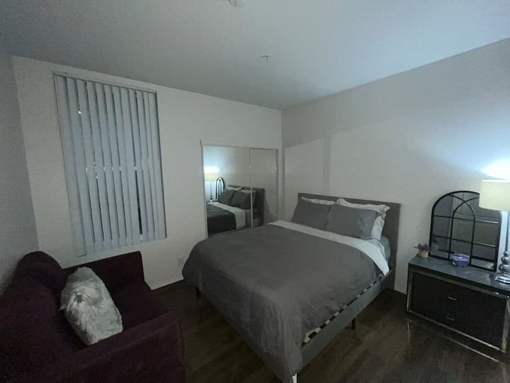 Great Location With Pool Gym And Jacuzzi - Marina Beach Marina Del Rey