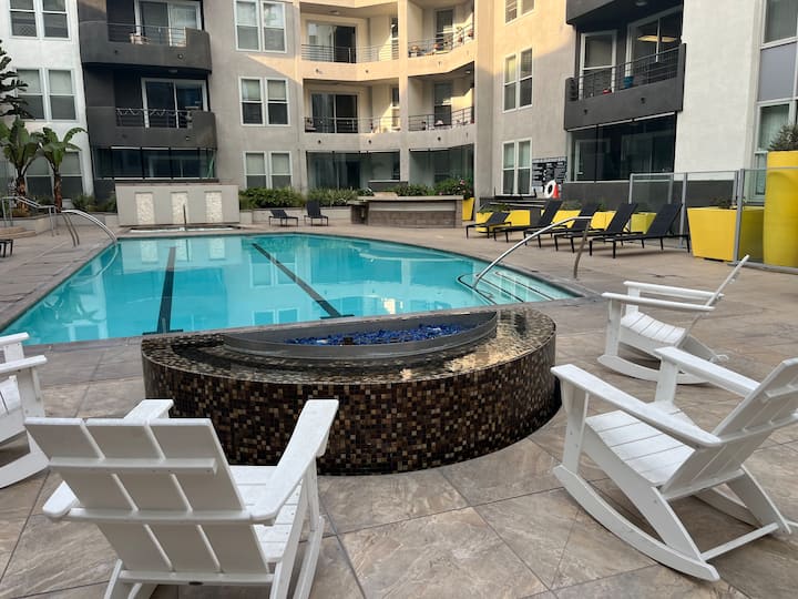Great Location In Mdr With Pool Gym And Jacuzzi - Los Angeles Airport (LAX)