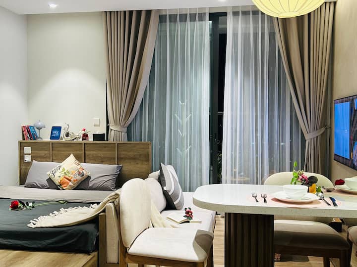 Lana Ecopark-  Studio Room With Green  Balcony - China