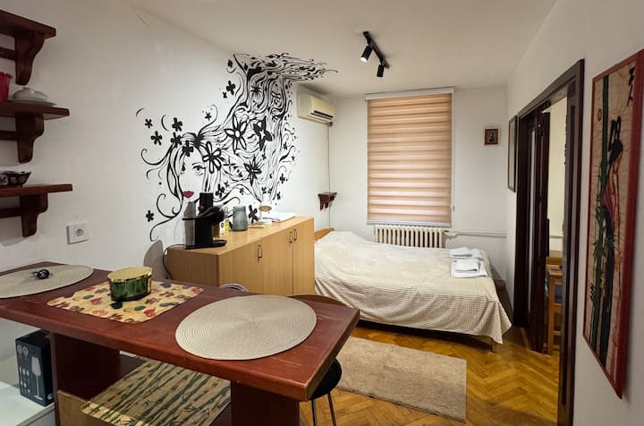 Central & Quiet Stay — Free Parking - Novi Sad