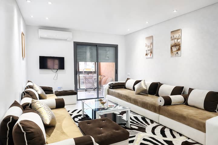 Bright & Spacious 2br In The Heart Of Guéliz - Marrakesh