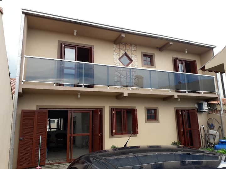 Casa No Laranjal - Pelotas