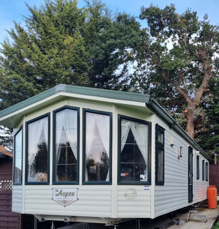 Ruxley Mobile Home - Dartford