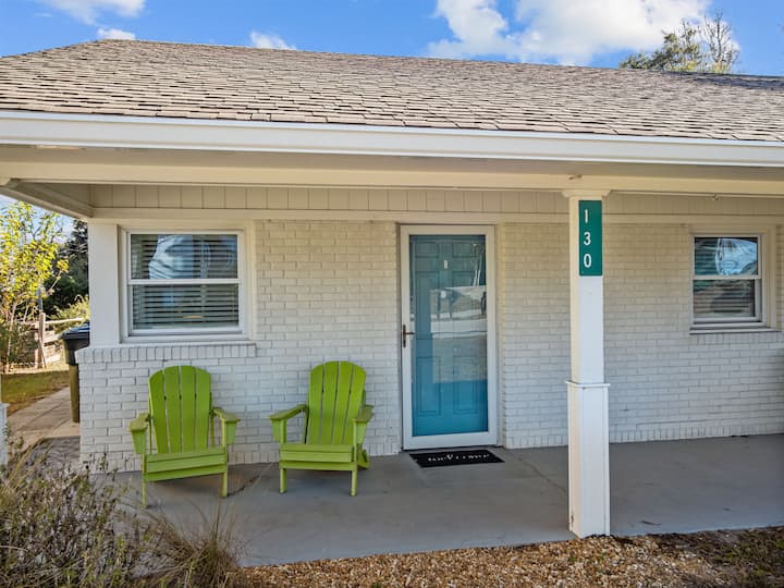 Dog Friendly - Walk To Bogue Inlet Pier - Emerald Isle, NC