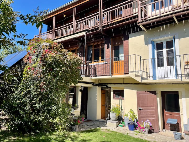 Appartement 2-6 Personnes (Sans Repas) - Vallée de la Clarée