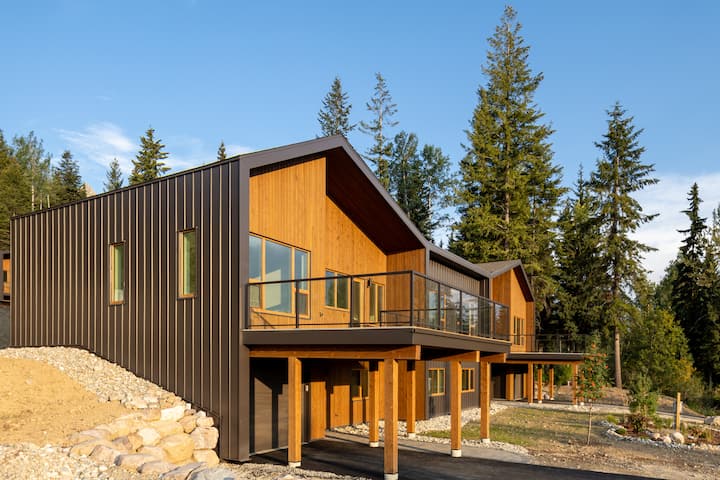 Kicking Horse Vista - Located @ Khmr With Hot Tub - Golden