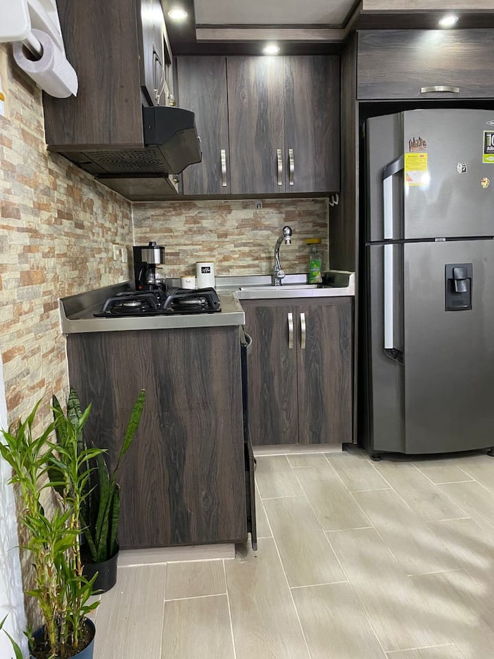 Pequeño Y Acogedor, "Fácil Acceso Para Explorar" - Colombia