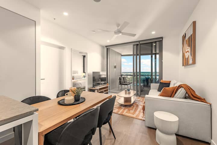 Queen’s Wharf 1br | River View Hideaway + Parking - Brisbane